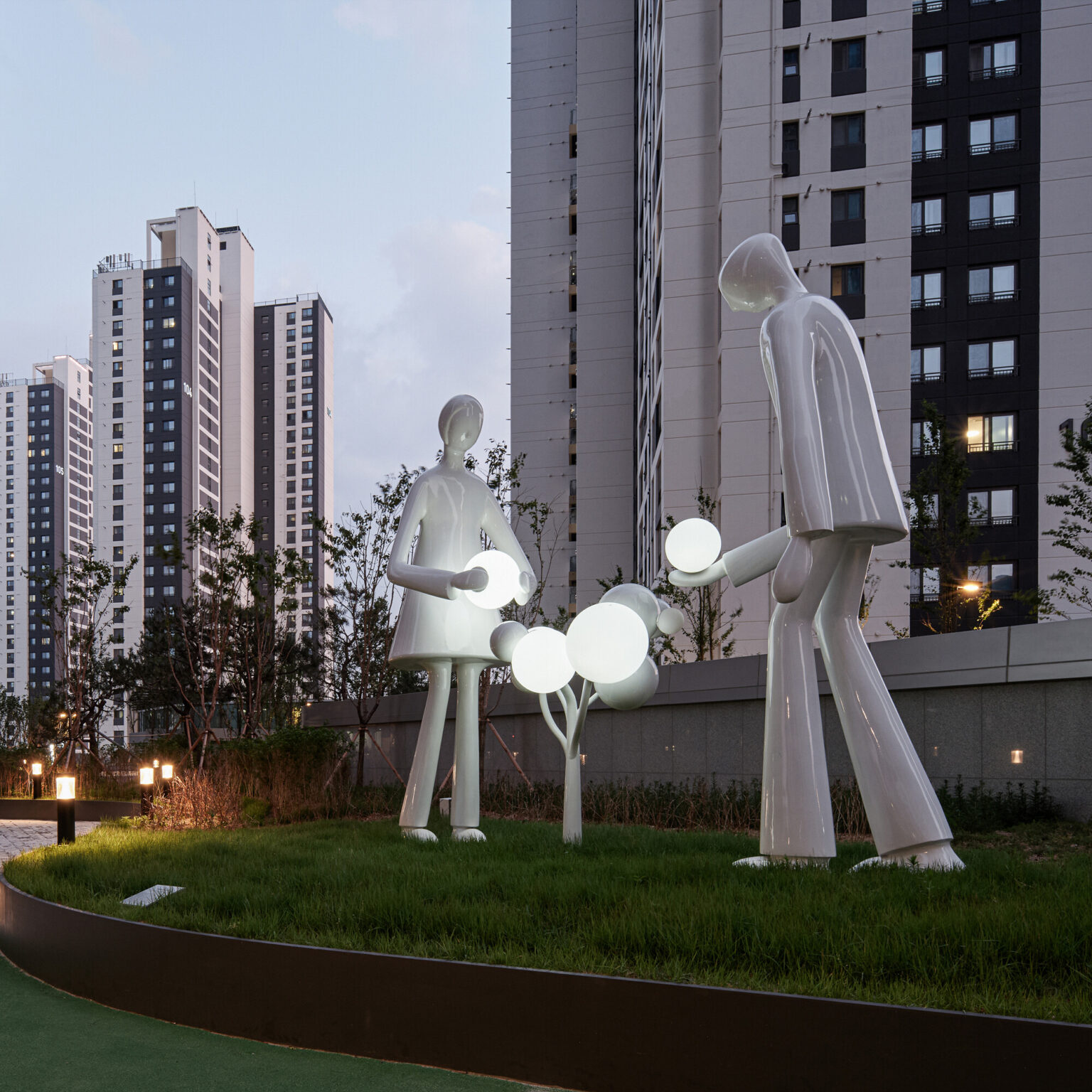 Works - OKNP 오케이앤피